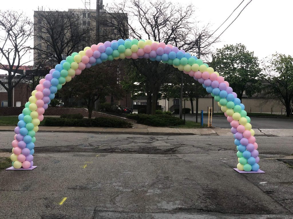 Balloon Arches - Balloon Boutique and Signs