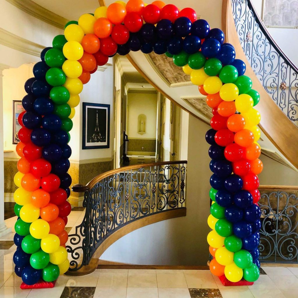 Balloon Arches - Balloon Boutique and Signs
